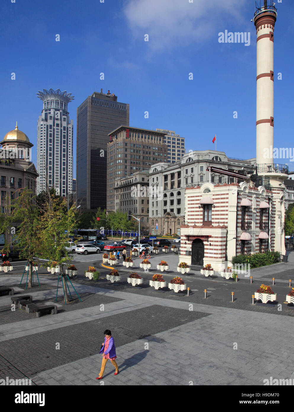 China, Shanghai, The Bund, skyline, historic architecture Stock Photo ...