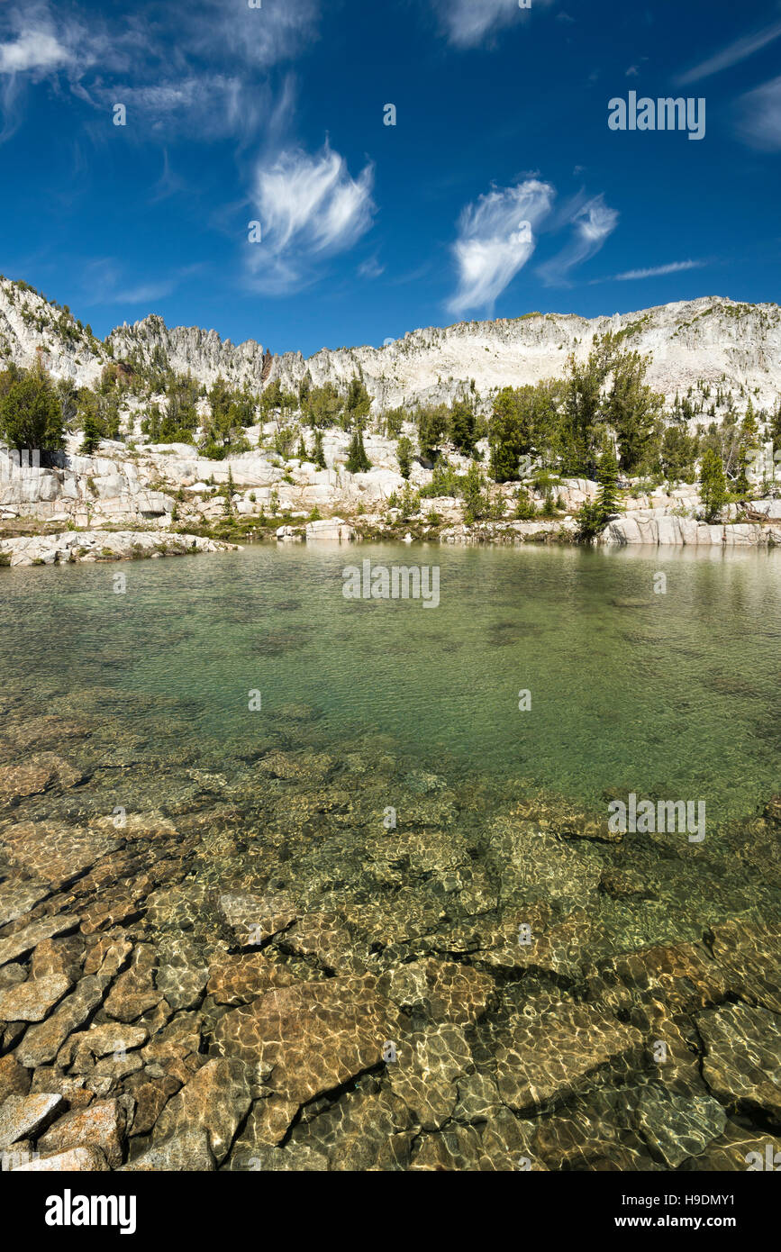 Sub alpine lake hi-res stock photography and images - Alamy