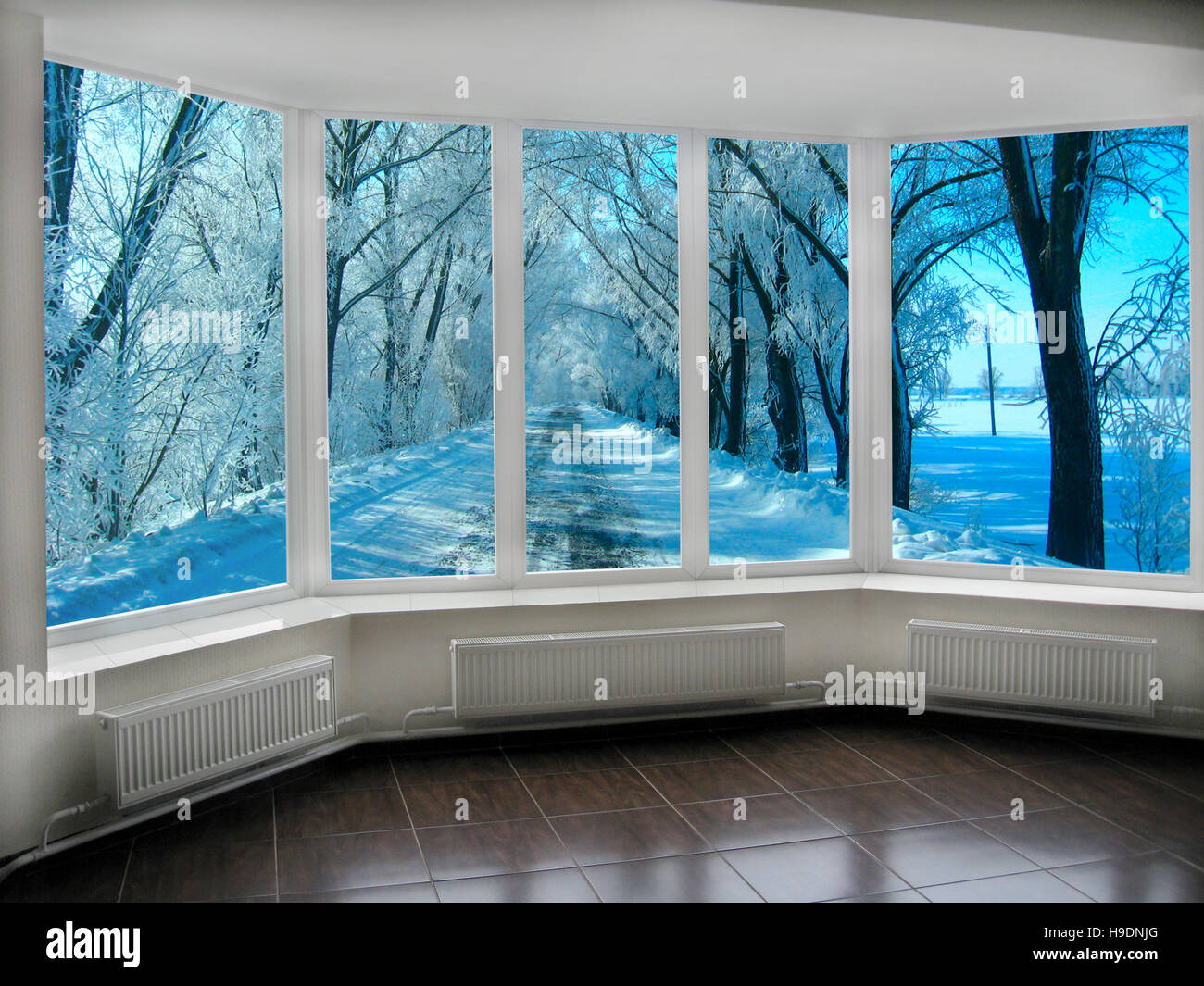 Panoramic windows hi-res stock photography and images - Alamy