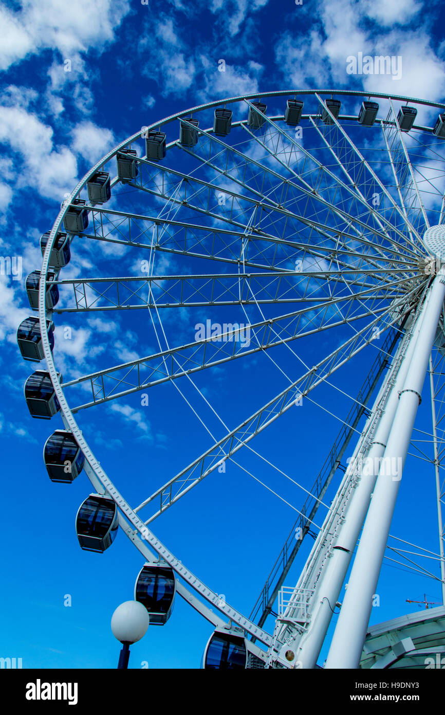 The great seattle wheel hi-res stock photography and images - Alamy