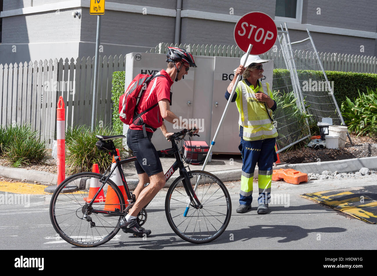 Stop sign australia hi-res stock photography and images - Alamy