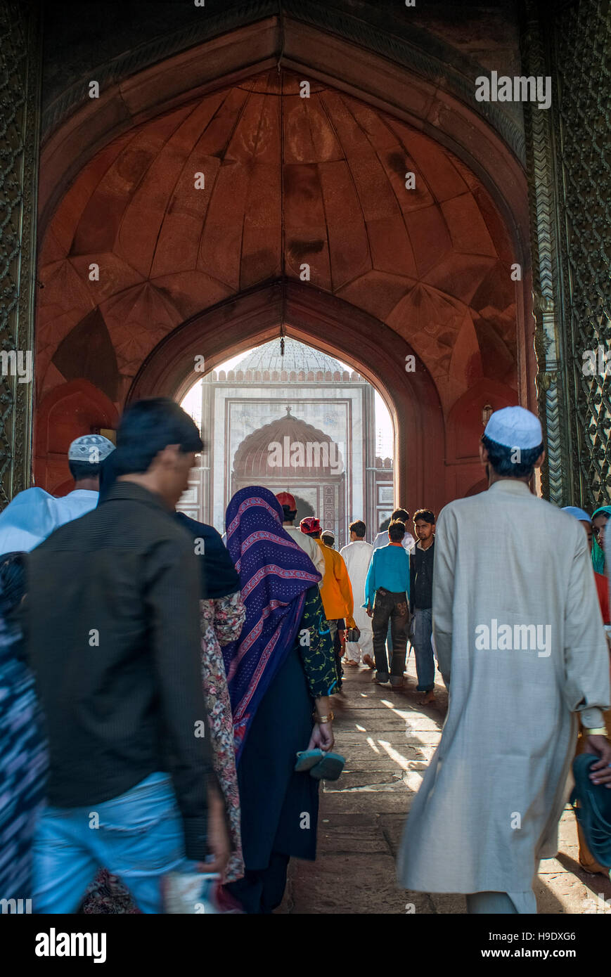 Friday prayer at Delhi's Jama Masjid, a mosque built between 1644 and ...