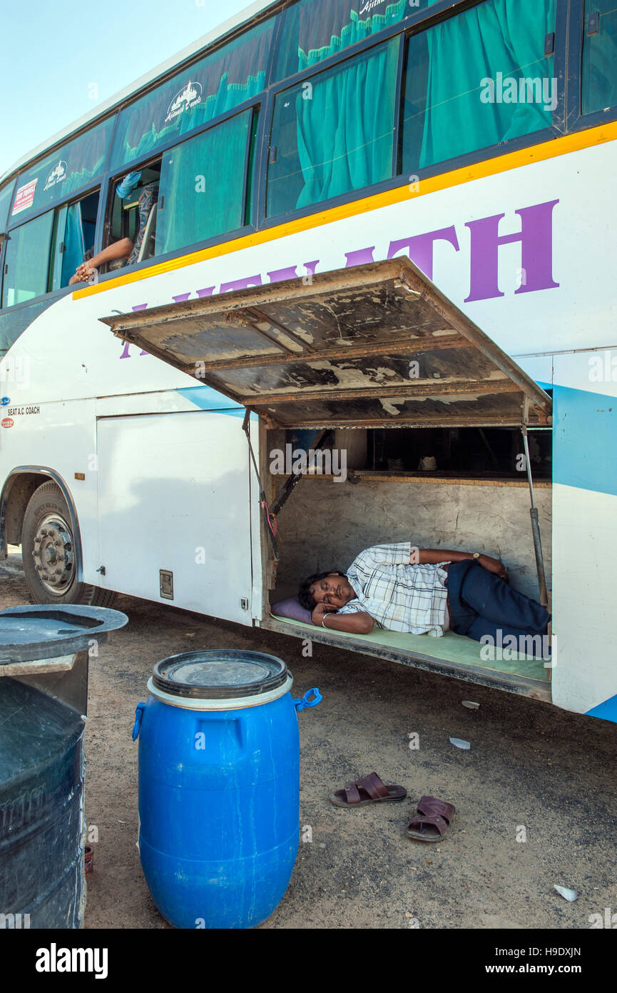 Bus luggage compartment hi-res stock photography and images - Alamy