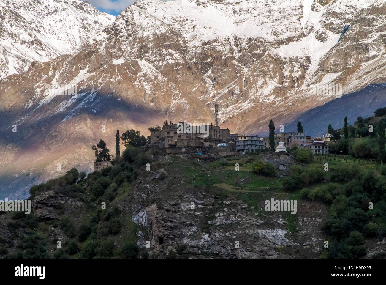 The Khardung Monastery, a Buddhist temple which sits along the Leh ...