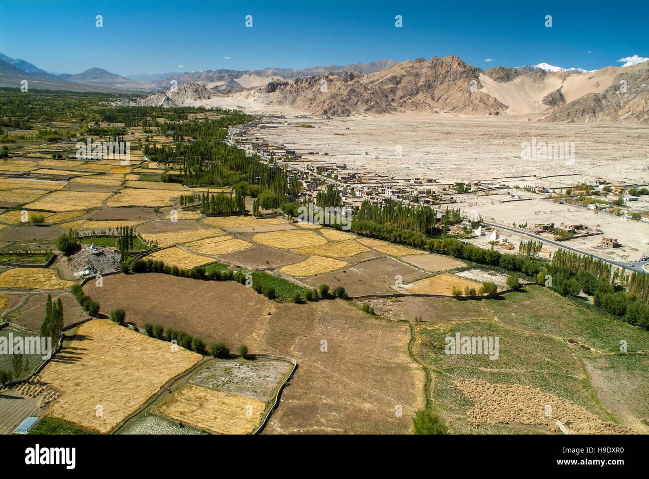 Indus river valley hi-res stock photography and images - Alamy