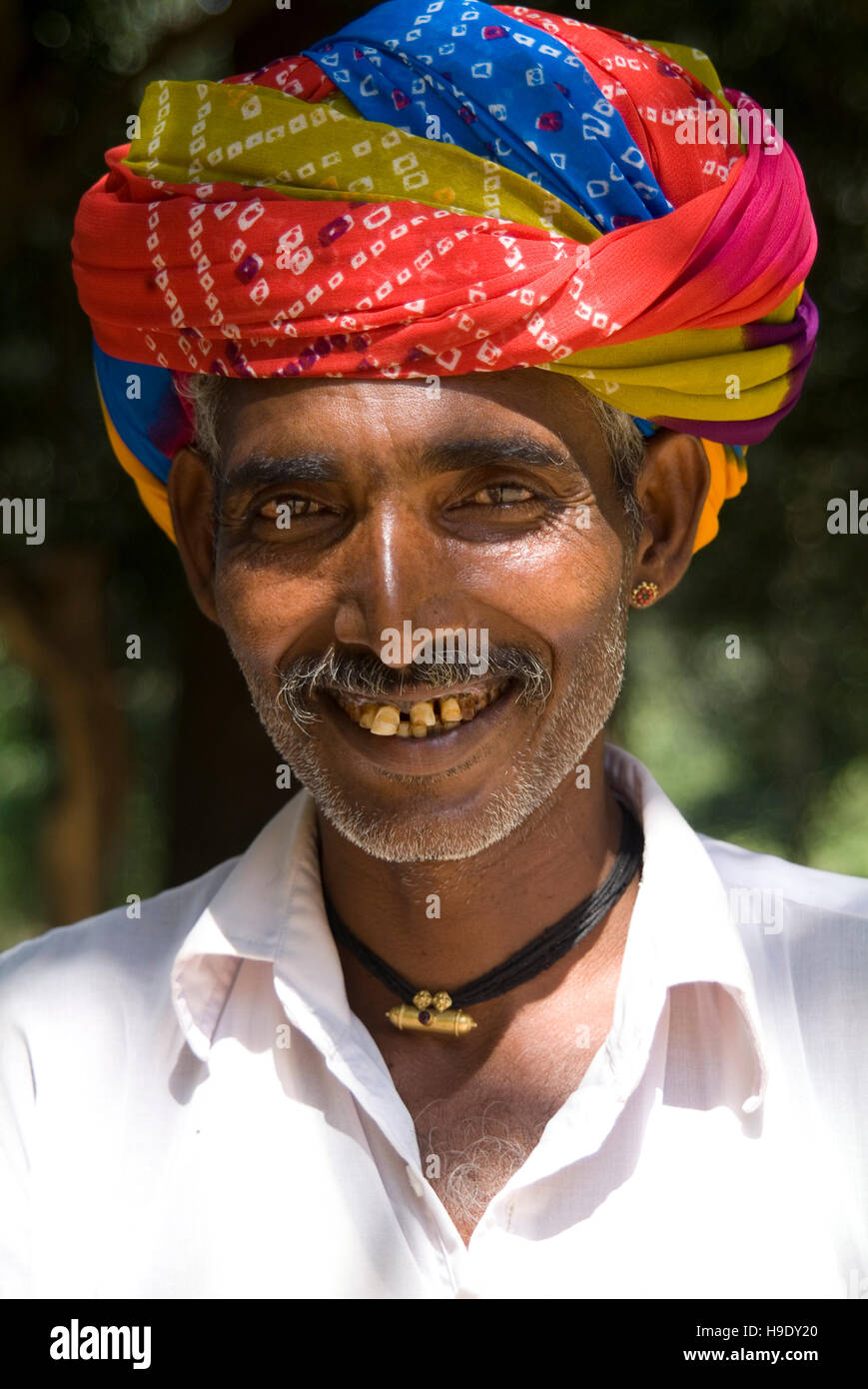 Rajasthani man indian asian asians hi-res stock photography and images ...