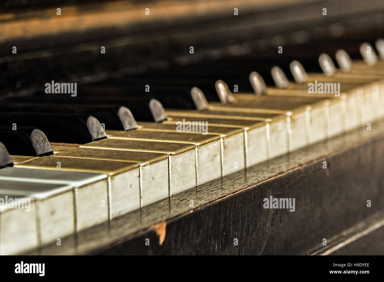 Piano symphony hi-res stock photography and images - Alamy
