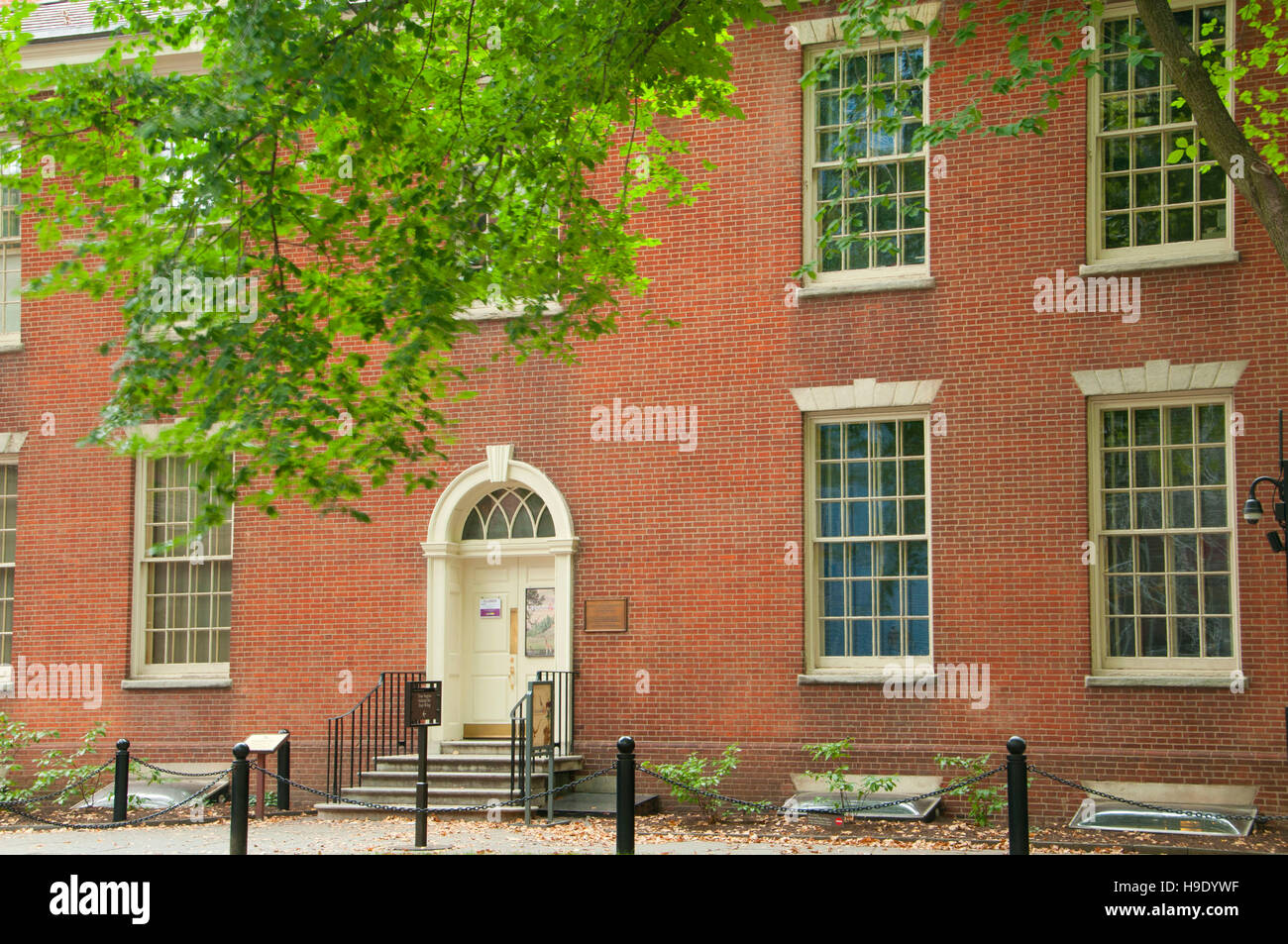 Aps museum hi-res stock photography and images - Alamy
