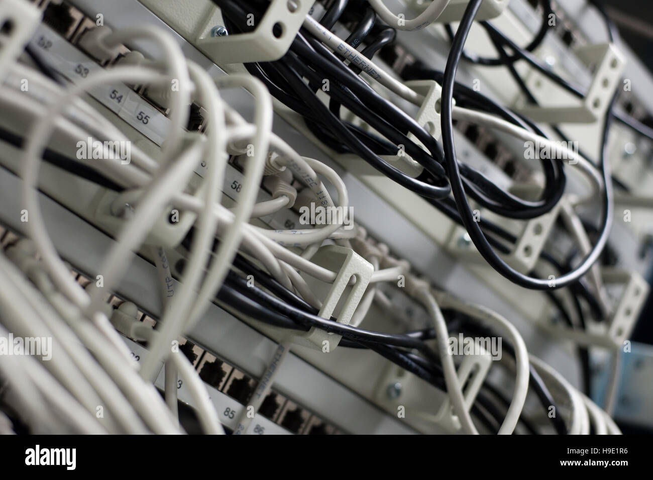 Jumble of cables hi-res stock photography and images - Alamy