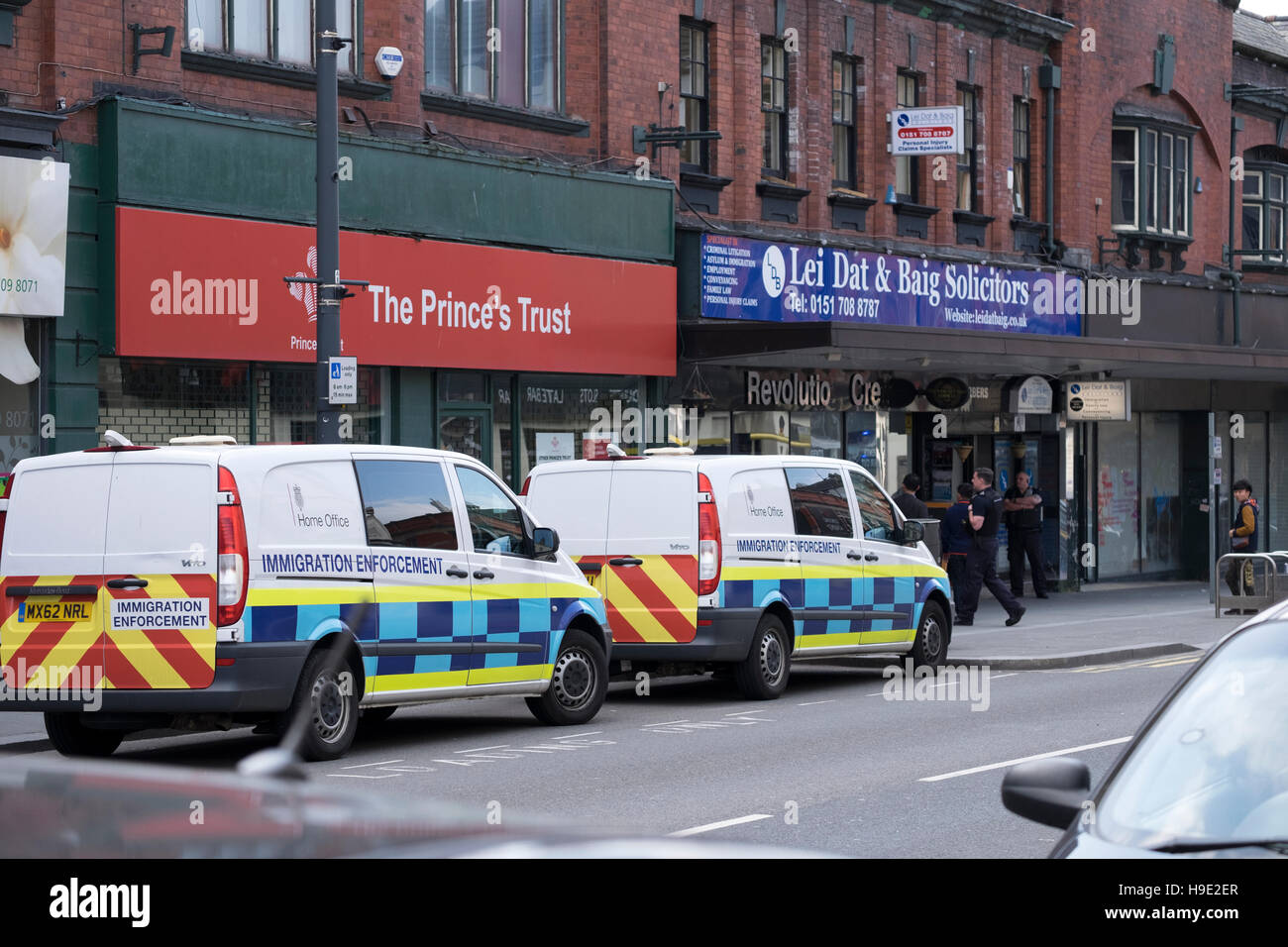 Immigration vans hi-res stock photography and images - Alamy