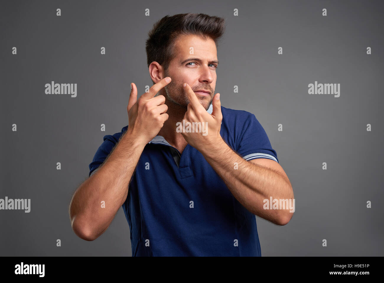 Squeeze spot boy hi-res stock photography and images - Alamy