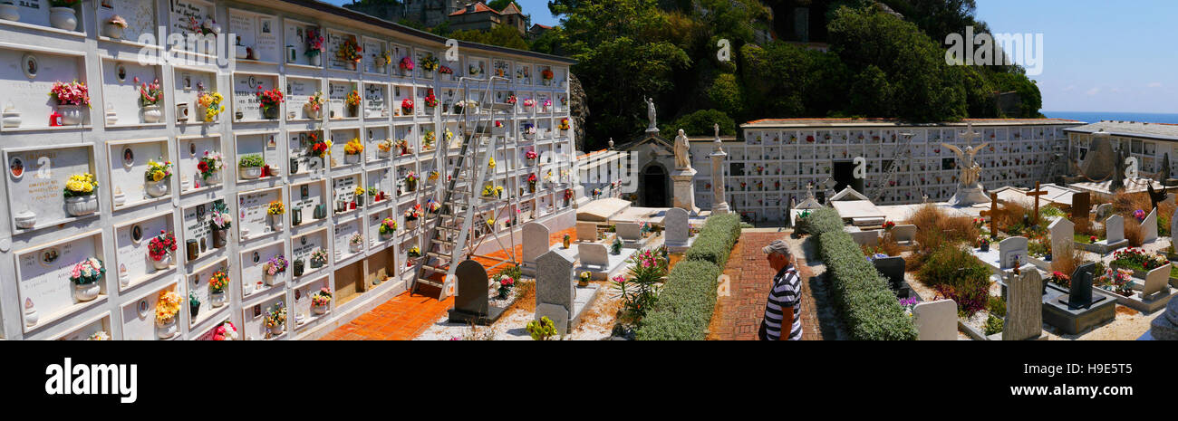 Cemetery in Positano on the Ligurian Coast of Italy Stock Photo - Alamy