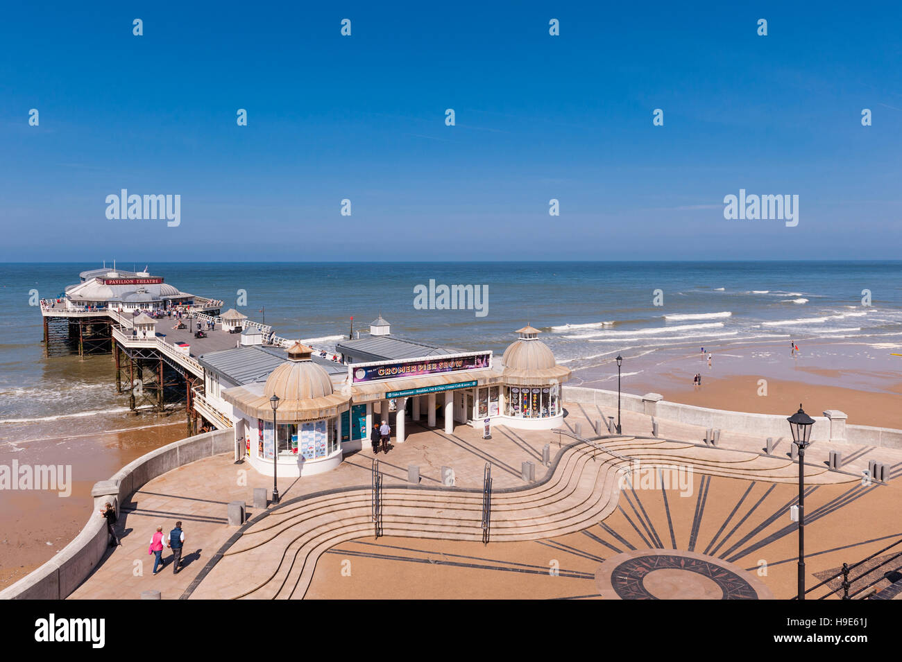 The Pier and beach in Cromer , Norfolk , England , Britain , Uk Stock ...