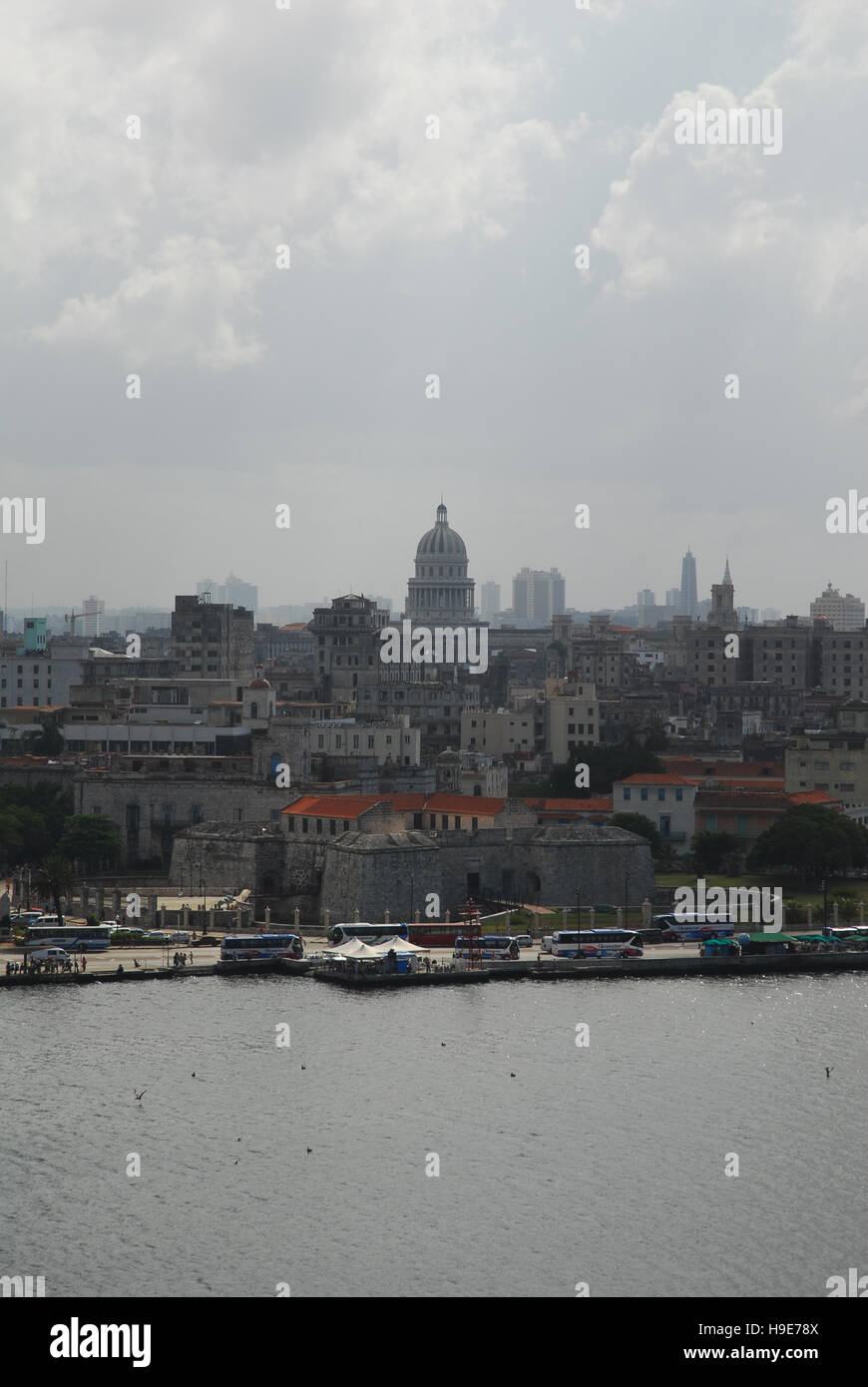 Havana harbour view hi-res stock photography and images - Alamy