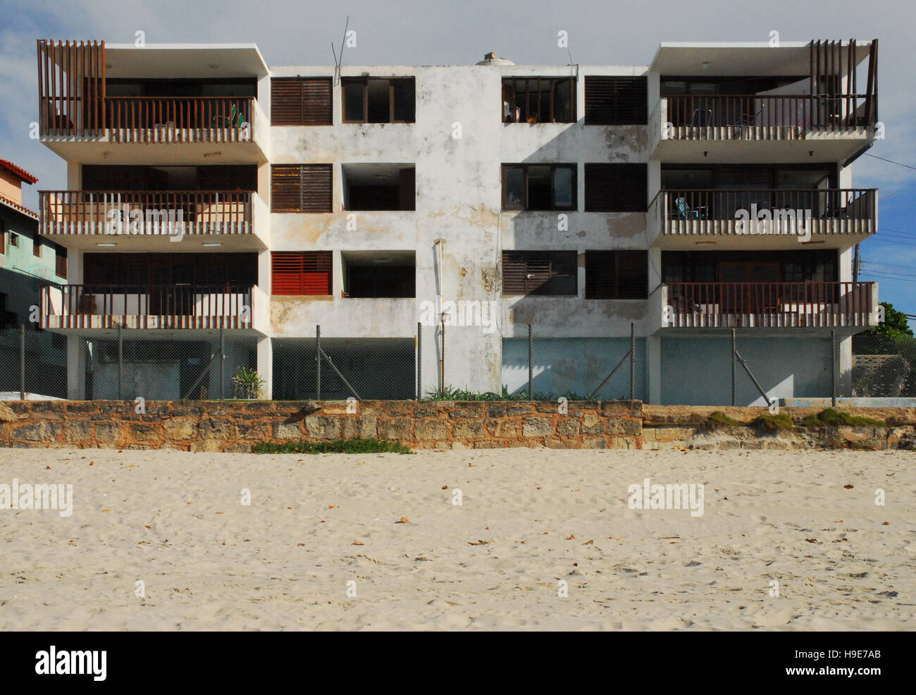 Cuba, Varadero, Beach, Derelict Building Stock Photo - Alamy