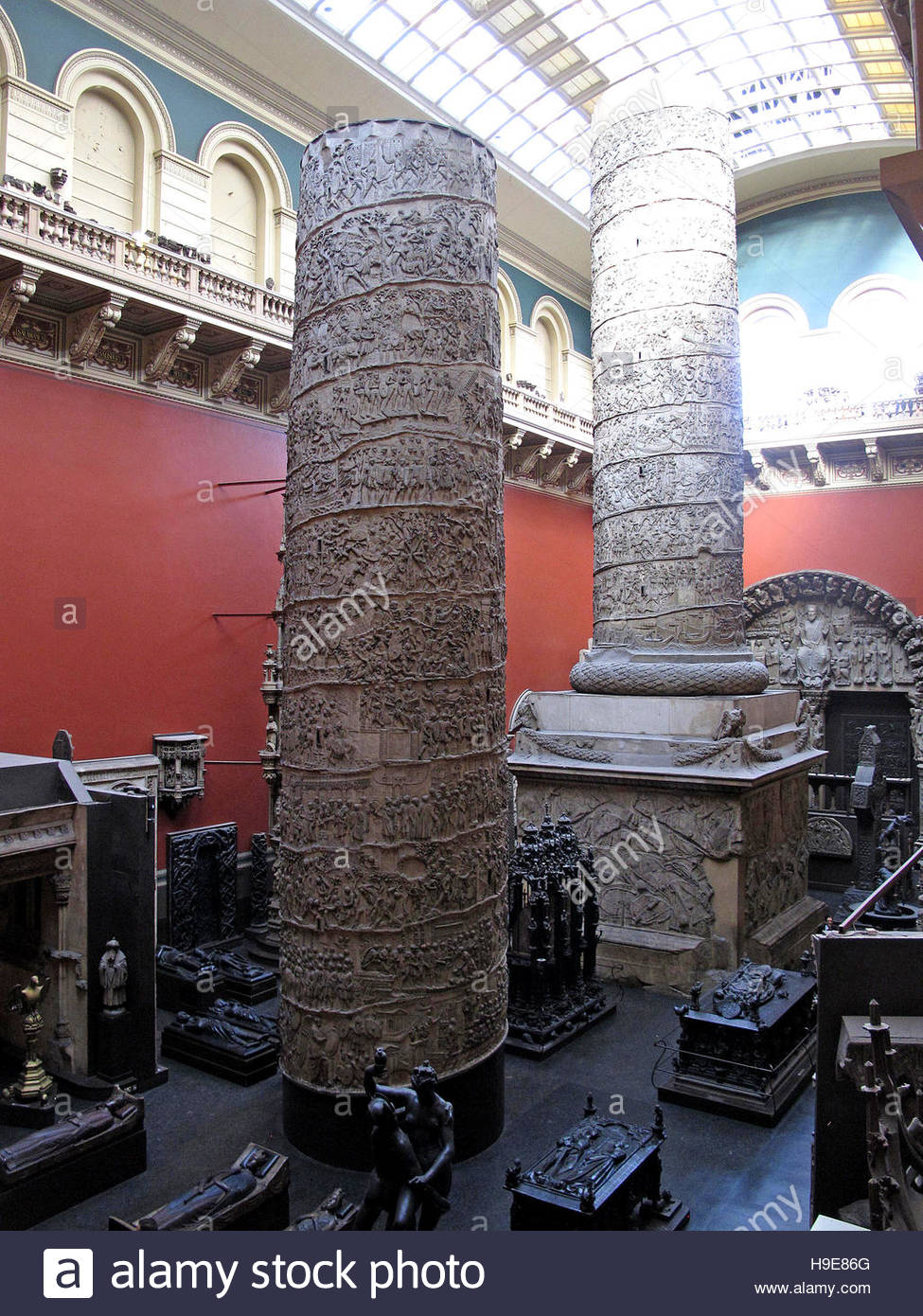 Ancient Assyrian Art Stock Photos & Ancient Assyrian Art Stock Images ...