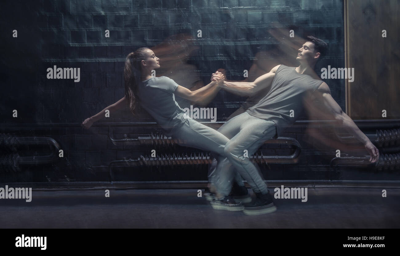 Dancers performer millennials hi-res stock photography and images - Alamy