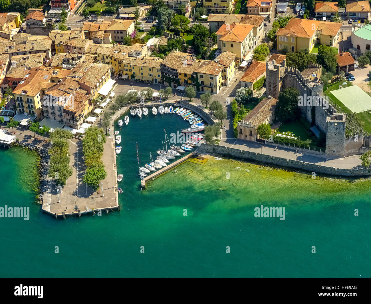 Torri Del Benaco High Resolution Stock Photography and Images - Alamy