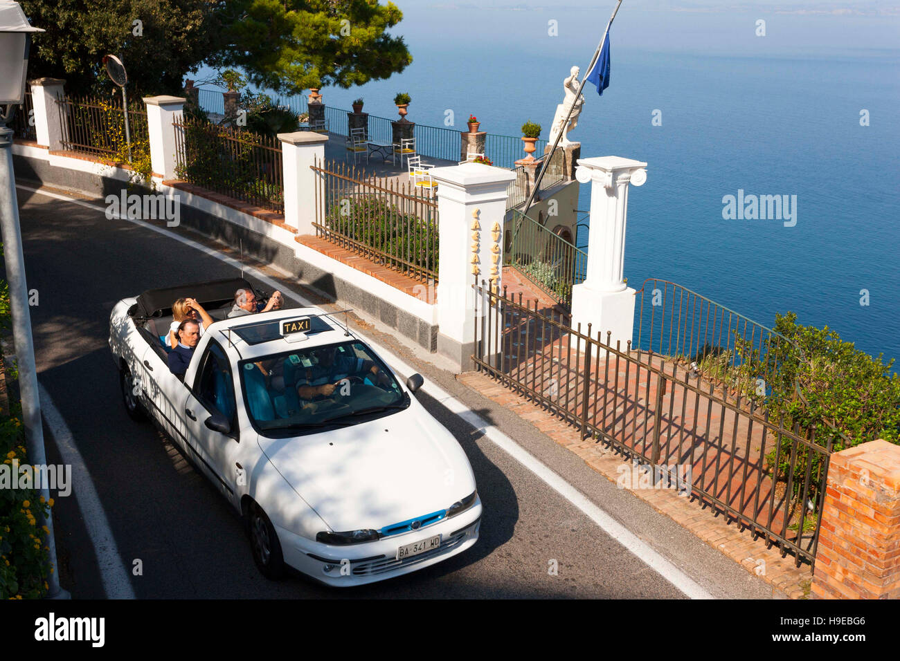 Capri Taxi Stock Photos & Capri Taxi Stock Images - Alamy