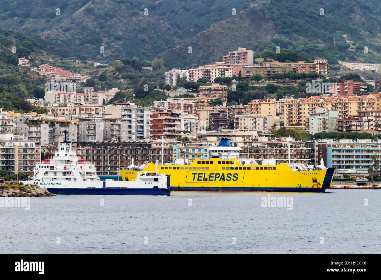 Bluferries hi-res stock photography and images - Alamy
