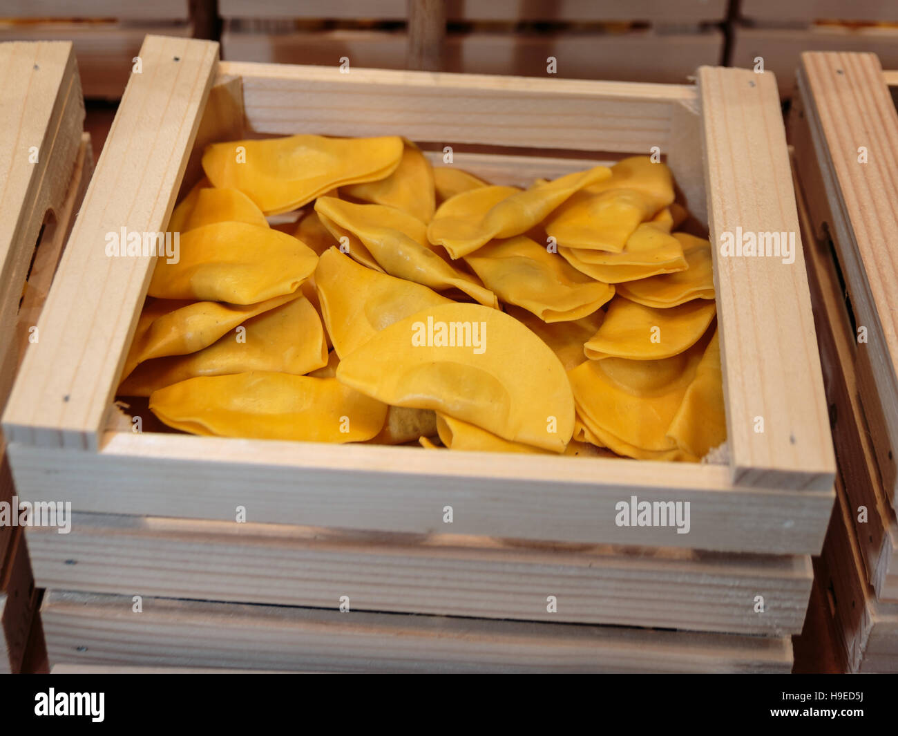 Ravioli Italian Pasta in Wooden Box Stock Photo - Alamy