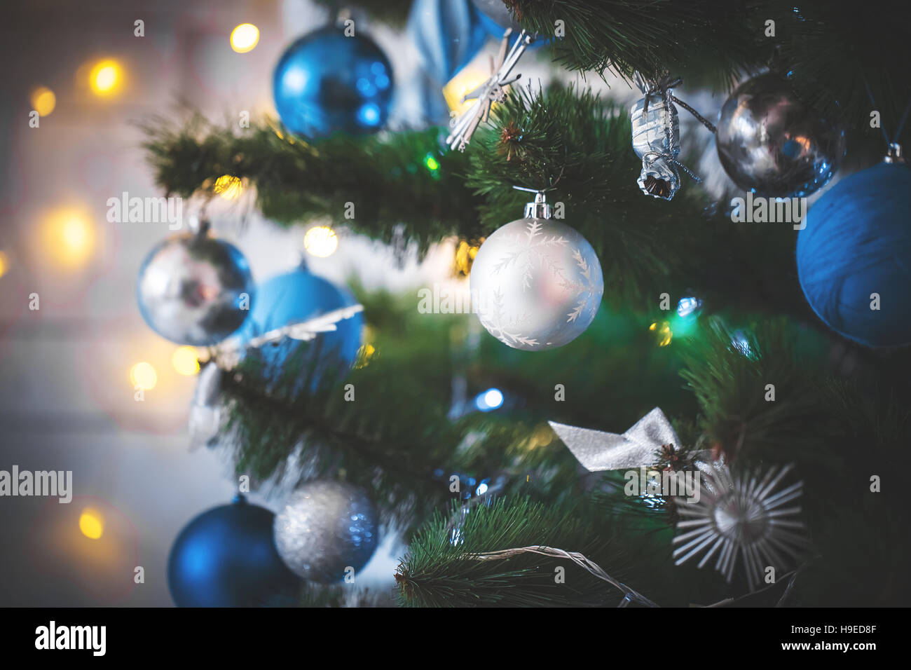 Decorated christmas tree hi-res stock photography and images - Alamy