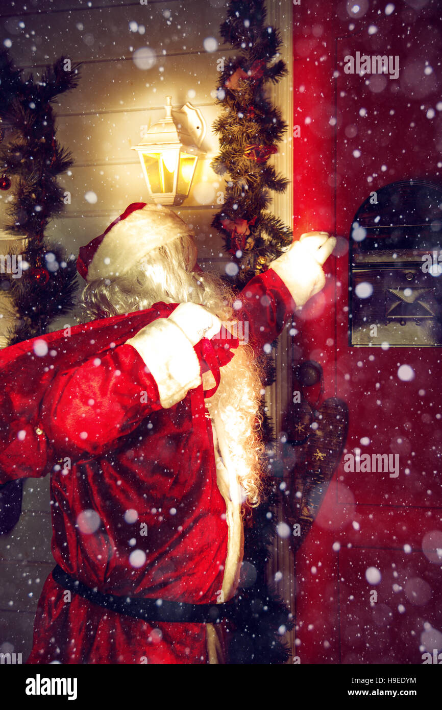 Real santa claus hi-res stock photography and images - Alamy