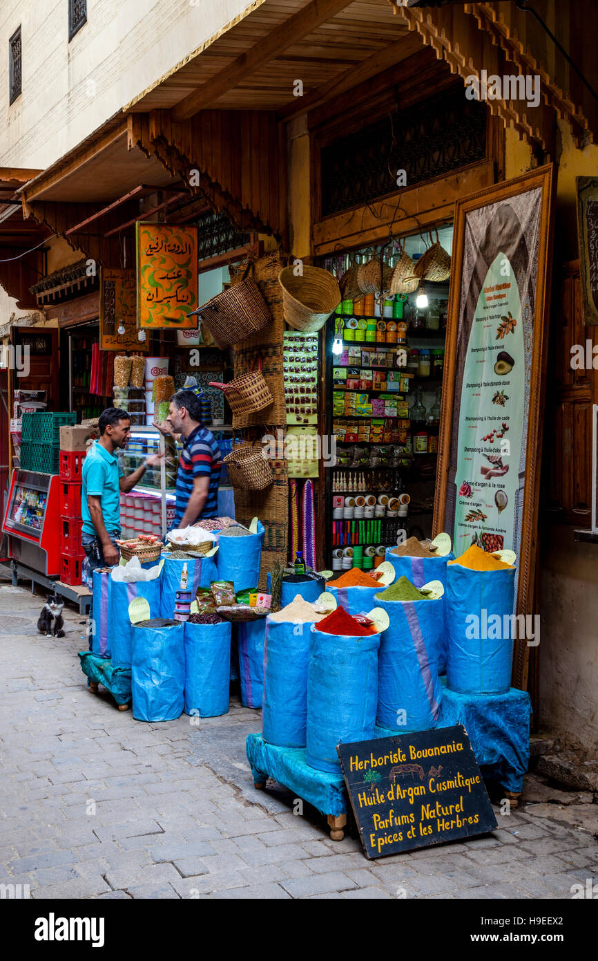 A Spice and Herb Shop In The Medina, Fez el Bali, Fez, Morocco Stock ...
