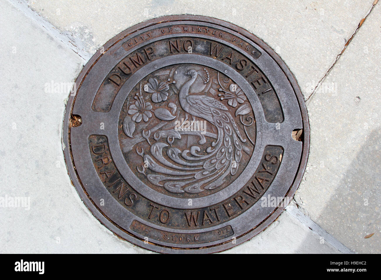 Sewer cover art in Winter Park Florida Stock Photo - Alamy
