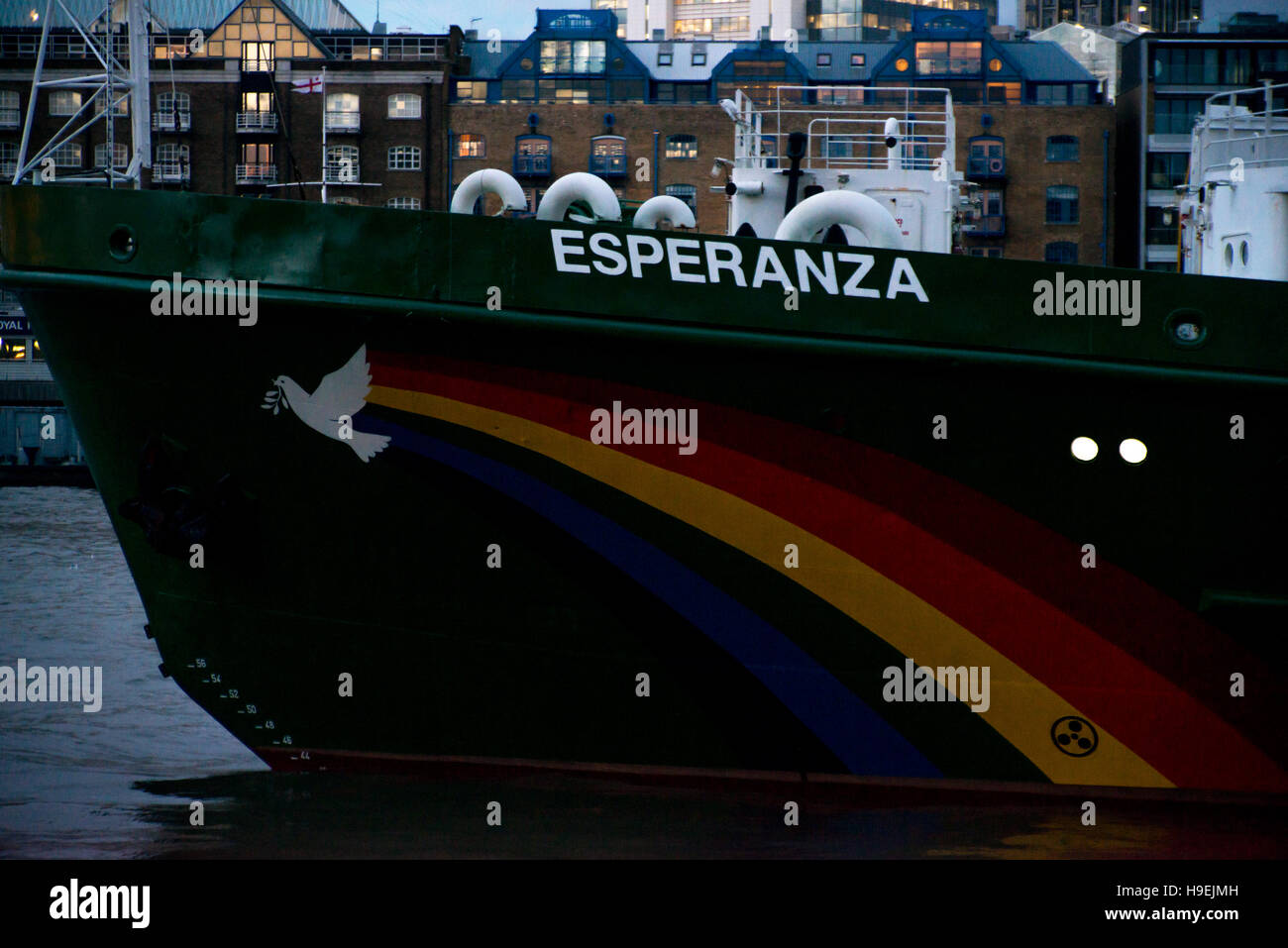 London, UK. 21st Nov, 2016. Greenpeace's largest ship, the ice class ...