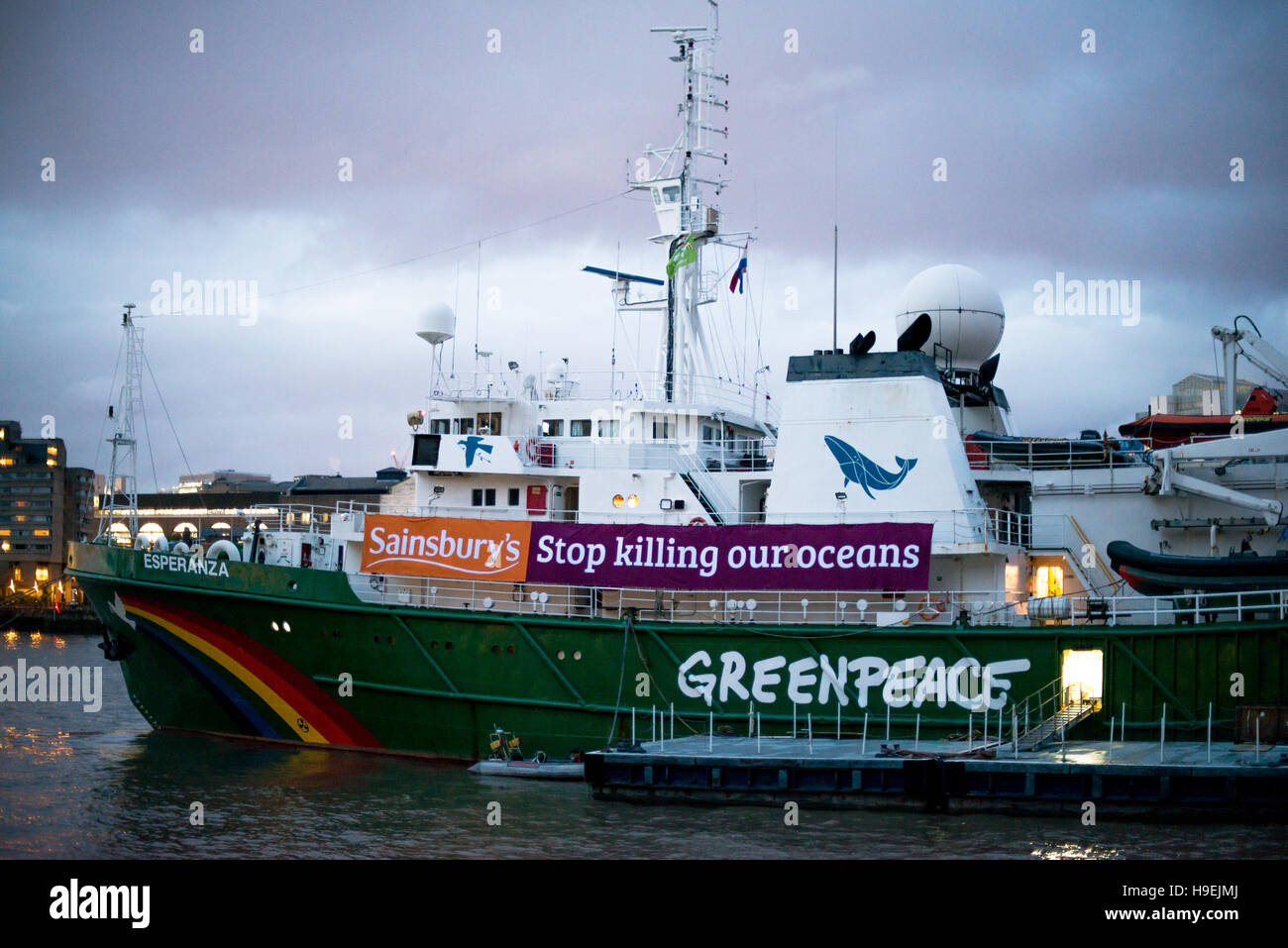 London, UK. 21st Nov, 2016. Greenpeace's largest ship, the ice class ...