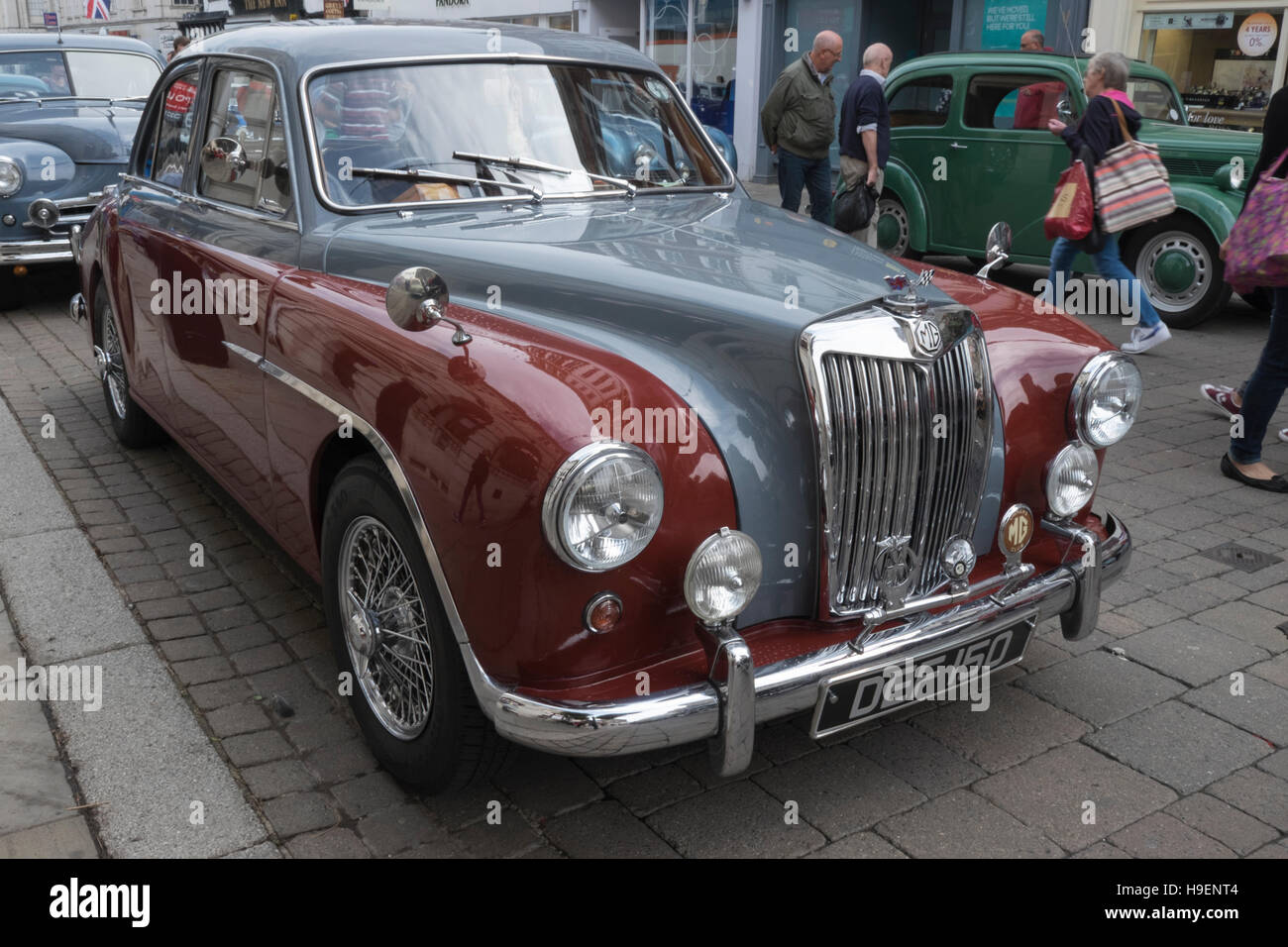 Mg magnette hi-res stock photography and images - Alamy