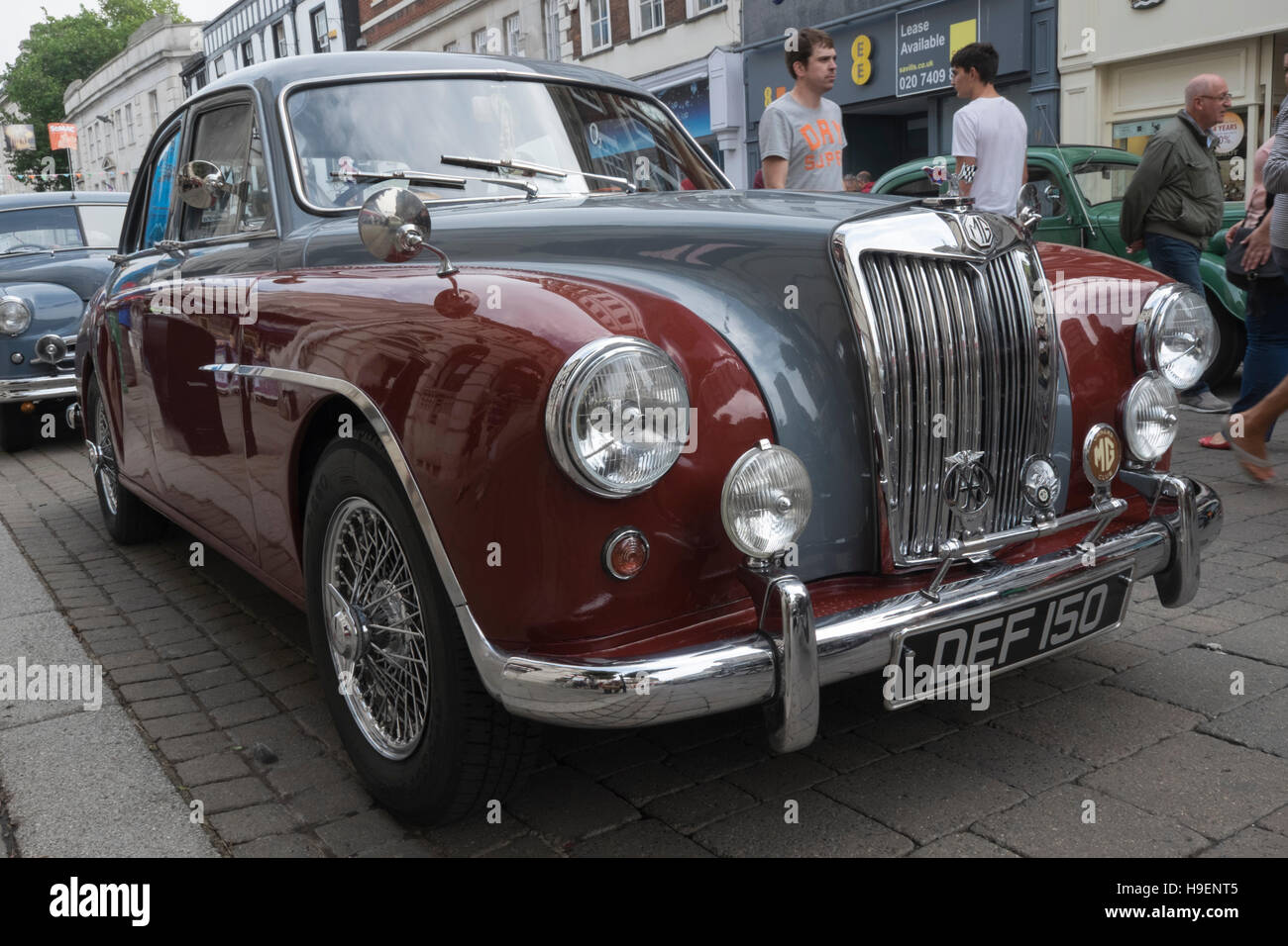 Mg magnette hi-res stock photography and images - Alamy