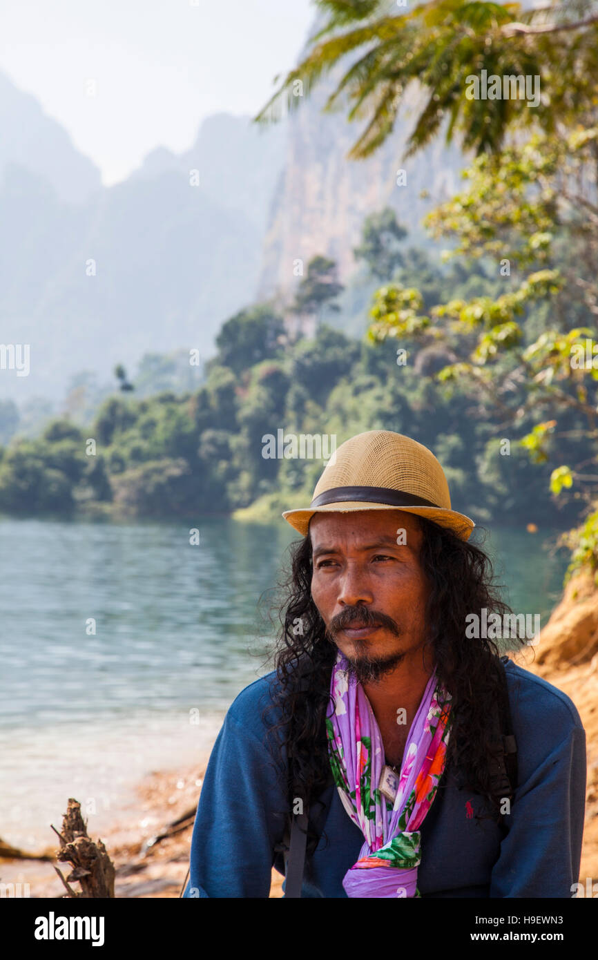 Thai person hi-res stock photography and images - Alamy