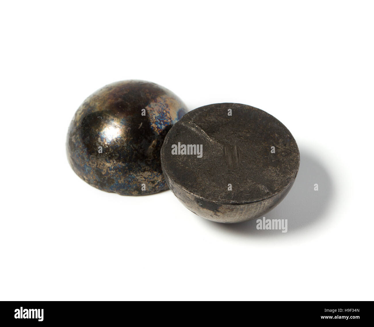 The bursting of the half ball bearing. Because of the poor quality of ...