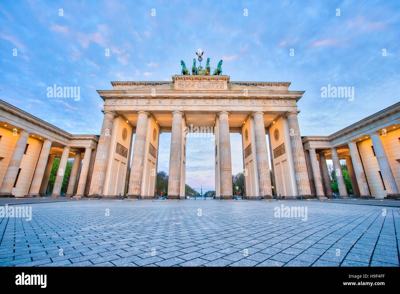 Germany gate hi-res stock photography and images - Alamy