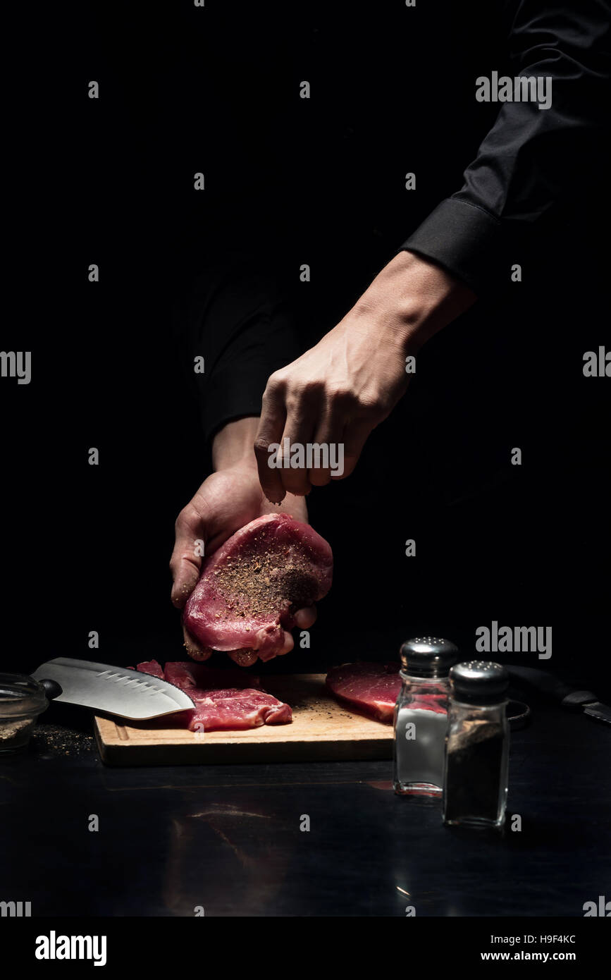 Hands cutting steak hi-res stock photography and images - Alamy