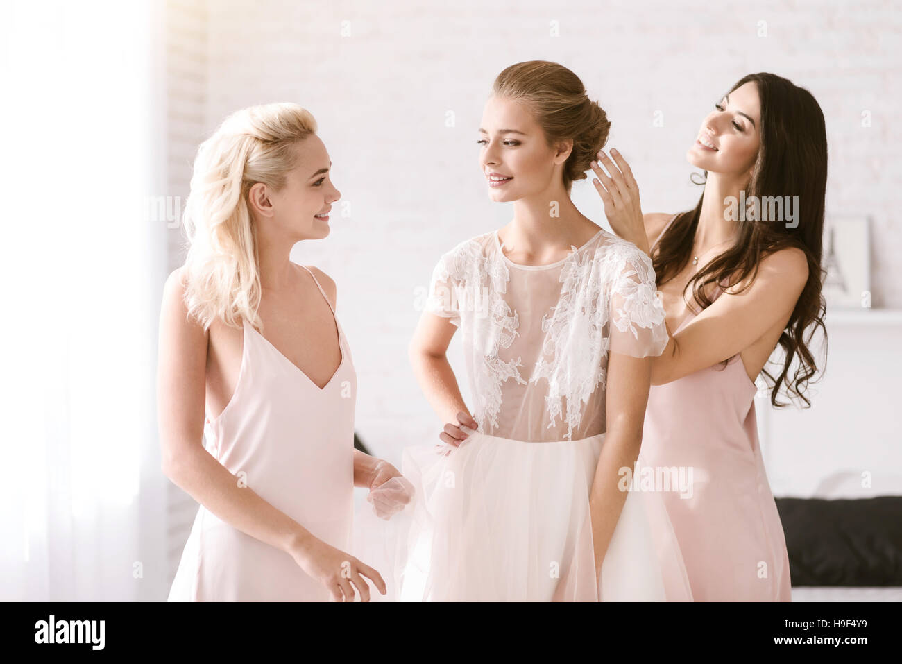 Bride getting ready for the wedding ceremony Stock Photo - Alamy