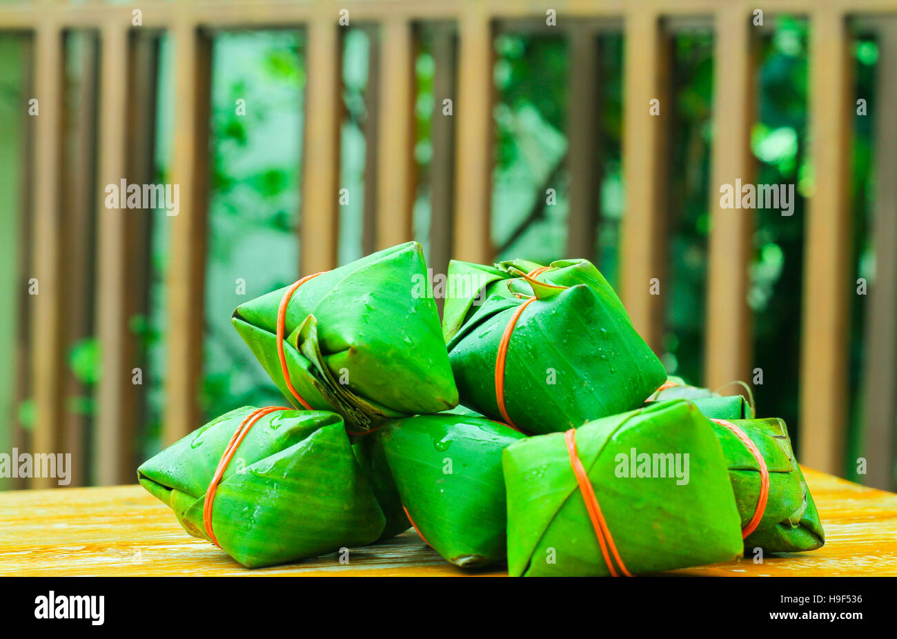 Thailand food wrapped in banana leaf hi-res stock photography and ...