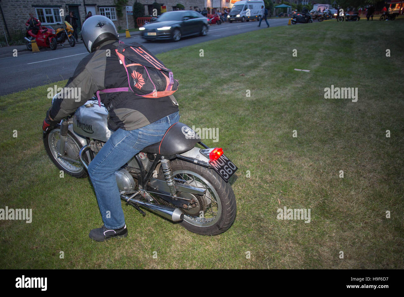 Man motorcycle back view hi-res stock photography and images - Alamy