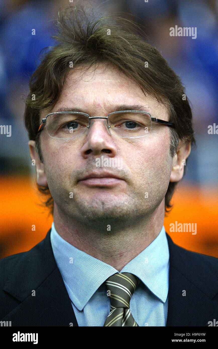 PHILIPPE TROUSSIER JAPAN COACH SAITAMA SAITAMA JAPAN 04 June 2002 Stock ...
