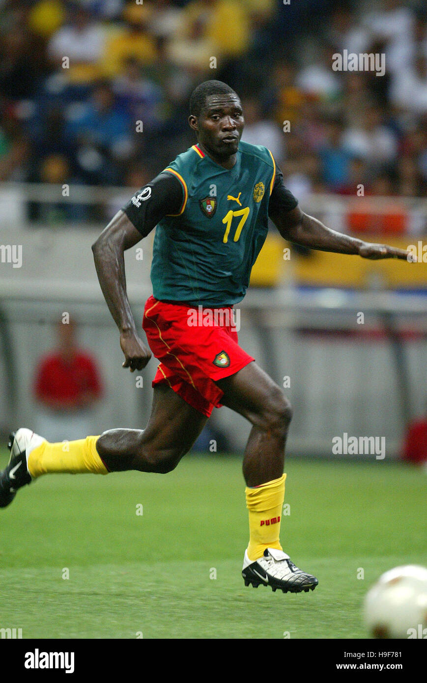 MARC VIVIEN FOE CAMEROON & OLYMPIC LYONNAIS FC SAITAMA SAITAMA JAPAN 06 ...