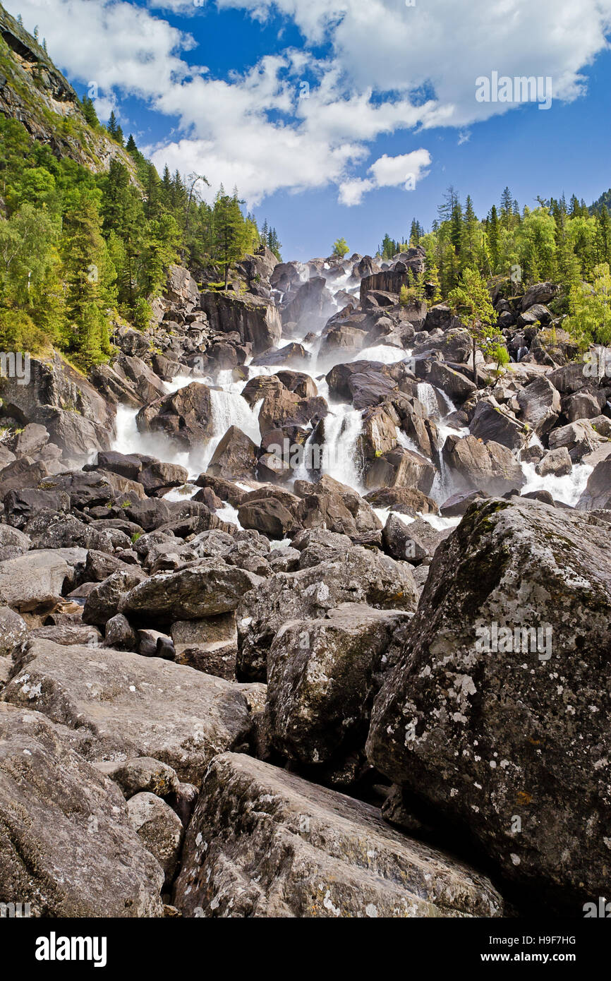Uchar waterfall hi-res stock photography and images - Alamy