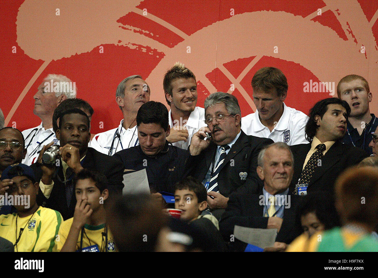D BECKHAM T SHERINGHAM SCHOLES BRAZIL V BELGIUM WING STADIUM KOBE JAPAN ...