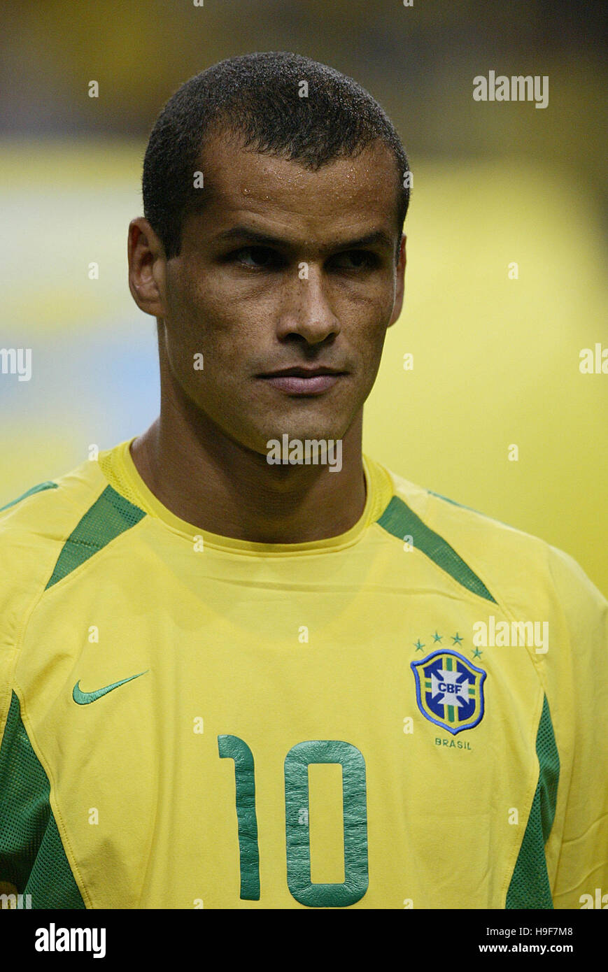 RIVALDO BRAZIL & FC BARCELONA BIG SWAN STADIUM NIIGATA JAPAN 17 June ...