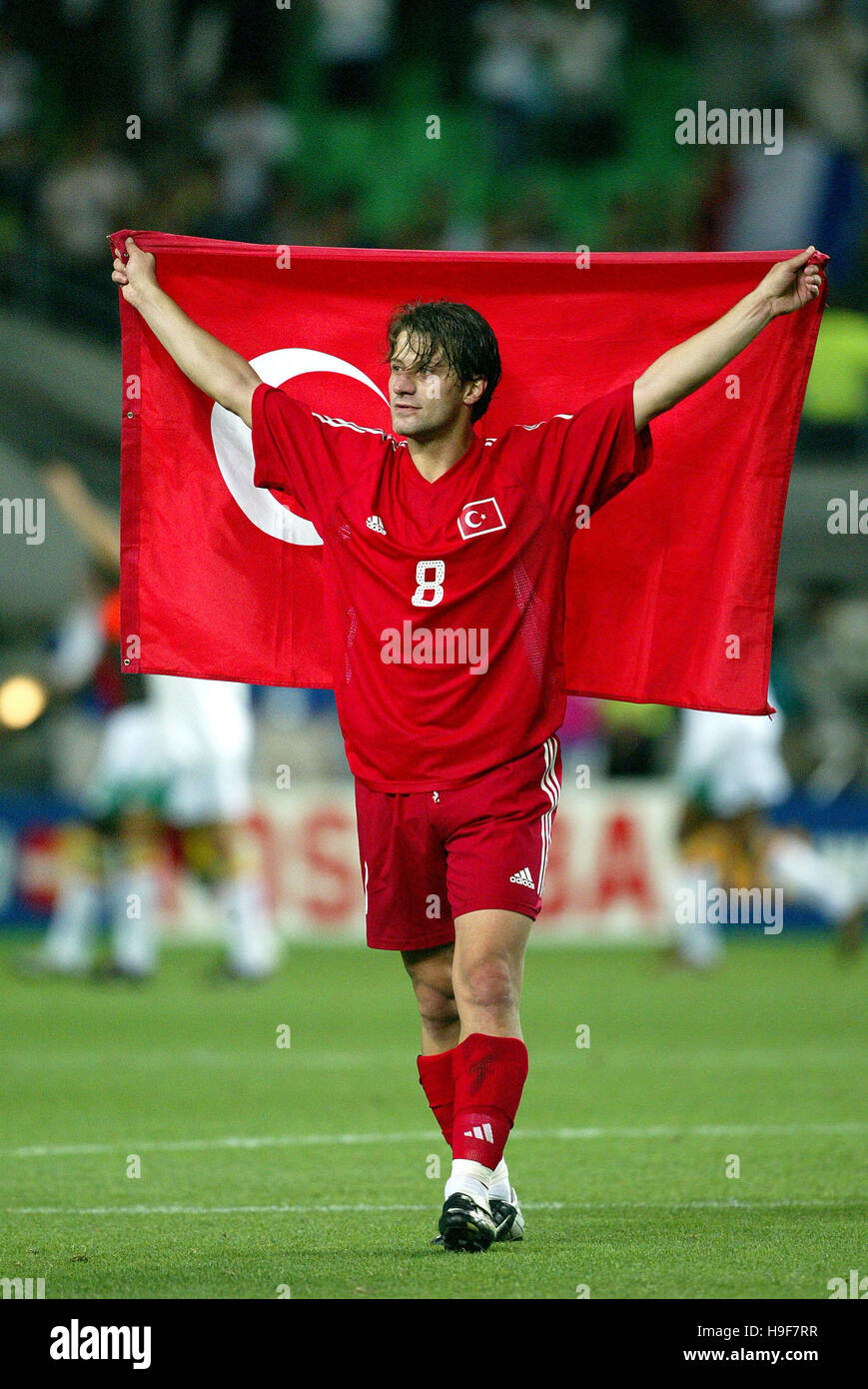 TUGAY KERIMOGLU TURKEY & BLACKBURN ROVERS FC SAITAMA STADIUM SAITAMA JAPAN 22 June 2002 Stock ...