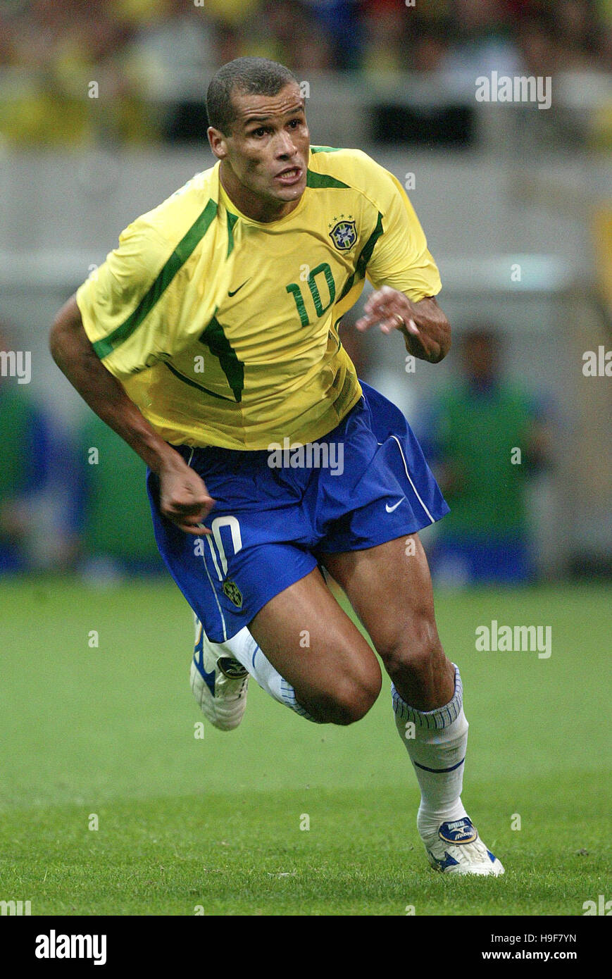 Rivaldo 2002 hi-res stock photography and images - Alamy