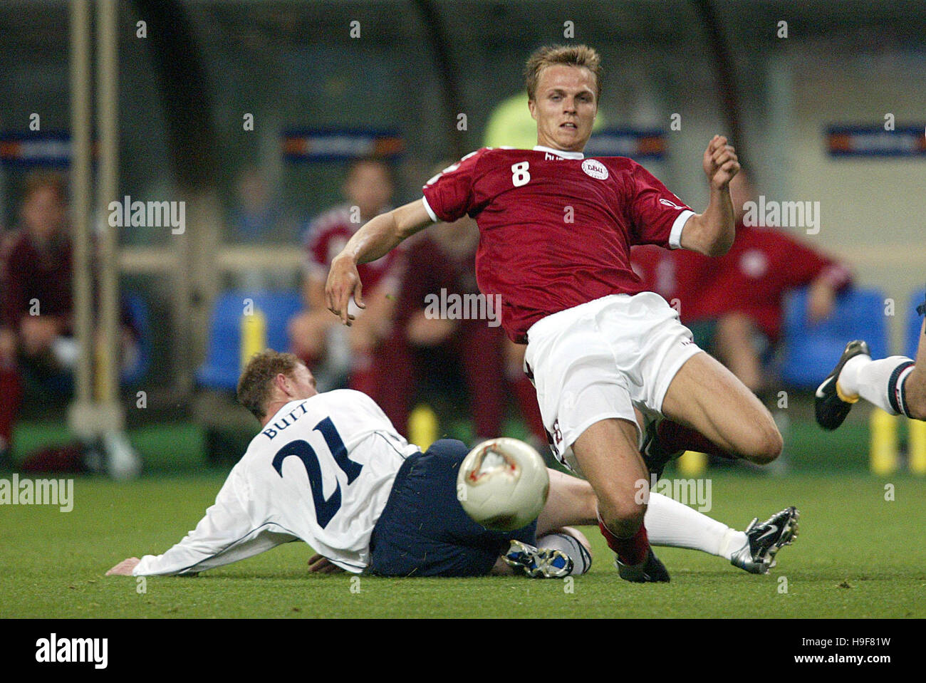NICKY BUTT & JESPER GRONKJAER DENMARK V ENGLAND BIG SWAN STADIUM ...