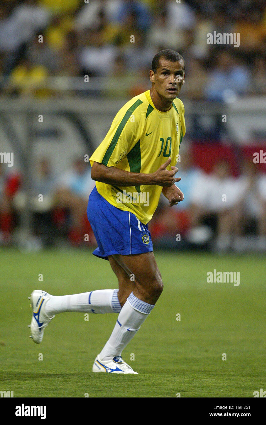 RIVALDO BRAZIL & FC BARCELONA 17 June 2002 Stock Photo - Alamy