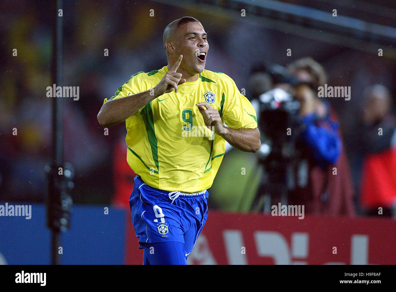 Ronaldo world cup 2002 hi-res stock photography and images - Alamy